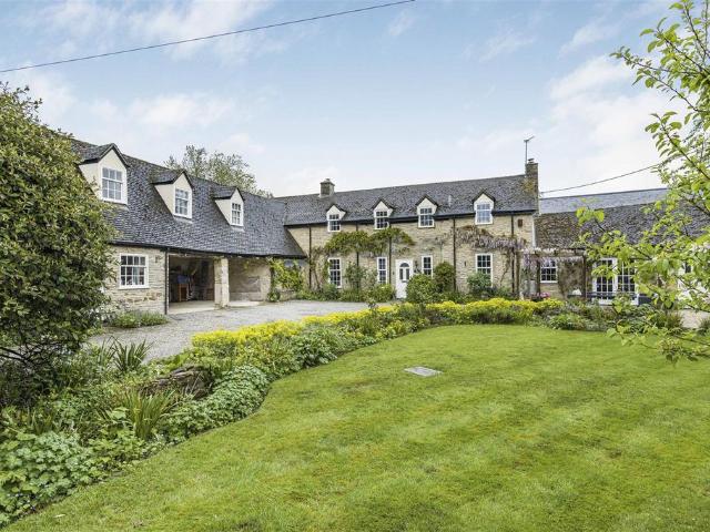 7 bedroom house for sale