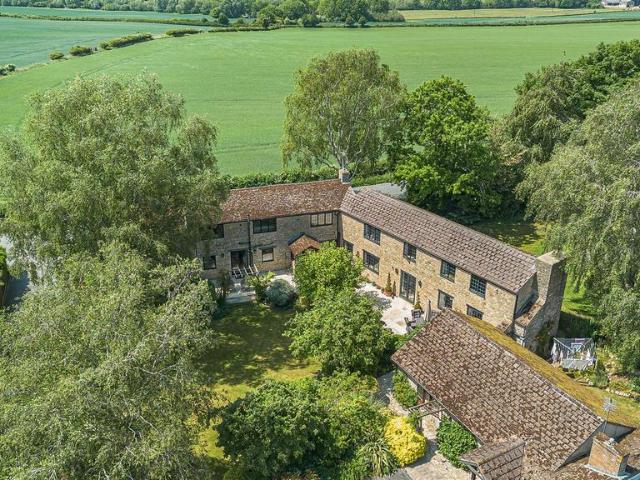 7 bedroom house for sale