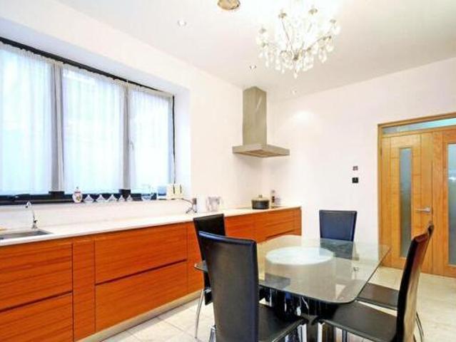 7 Bedroom House For Sale In Brondesbury, London