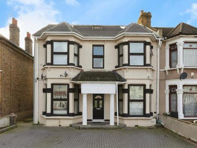 7 Bedroom House Ilford Greater London 99986484