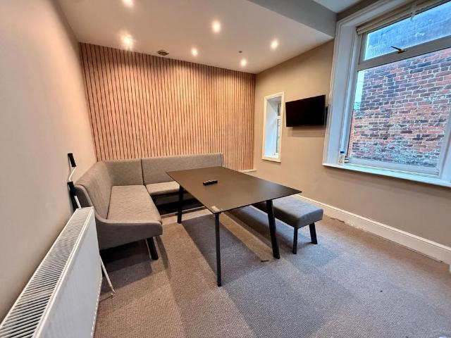 7 bedroom house of multiple occupation to rent