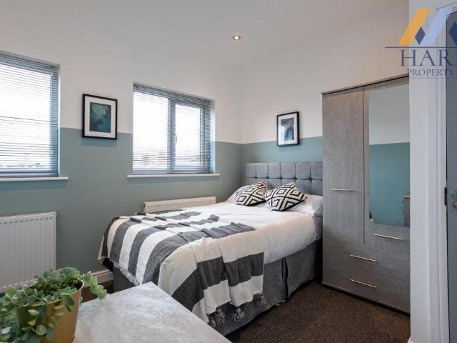 7 bedroom house of multiple occupation to rent