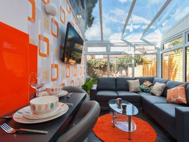 7 bedroom house of multiple occupation to rent