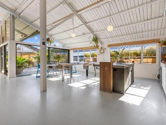 7 Bedroom House London Greater London LS100541025