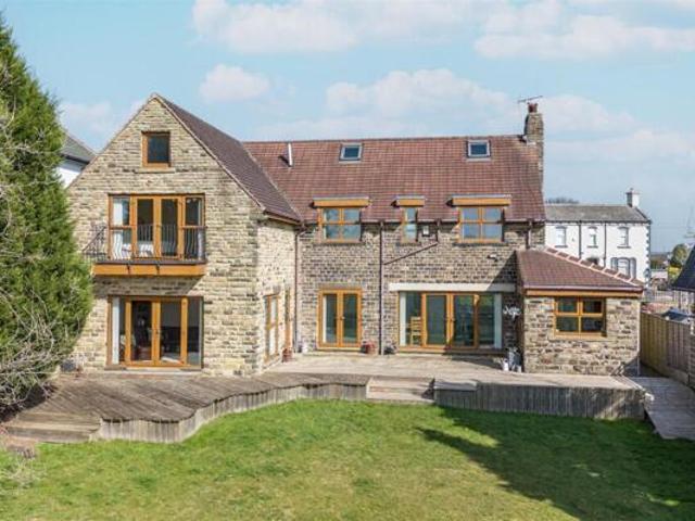 7 Bedroom House North Yorkshire Kirklees LS100132160