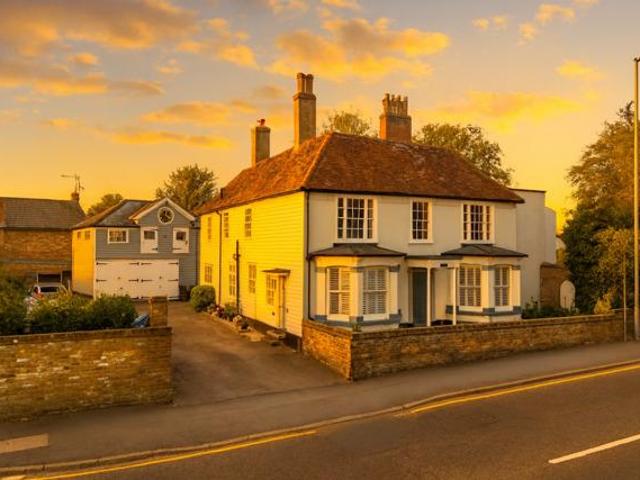 7 Bedroom House Sawbridgeworth Hertfordshire 98119575