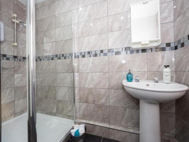 7 bedroom house share for rent in 25 Headingley Mount, Headingley, Leeds, LS6 3EL, LS6
