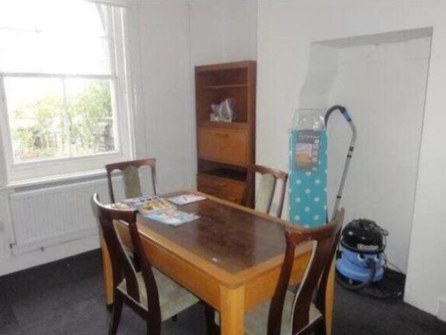 7 bedroom house share for rent in New Road, ME1