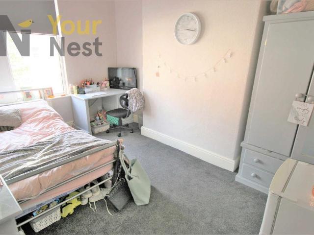 7 bedroom house share to rent