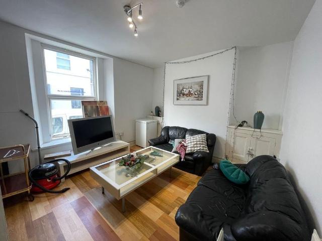7 bedroom house share to rent