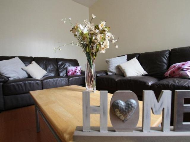 7 bedroom house share to rent