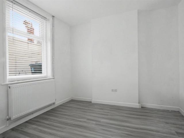 7 bedroom house share to rent
