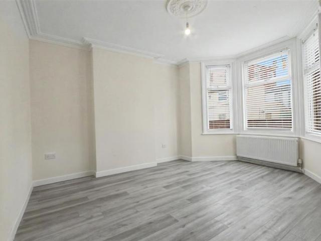 7 bedroom house share to rent