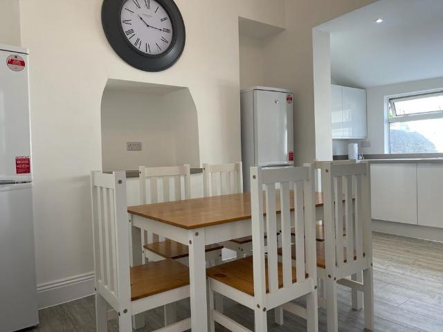 7 bedroom house share to rent