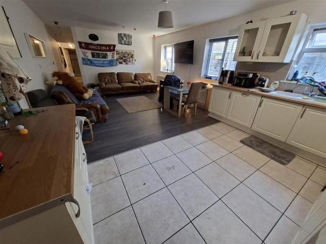 7 bedroom house share to rent
