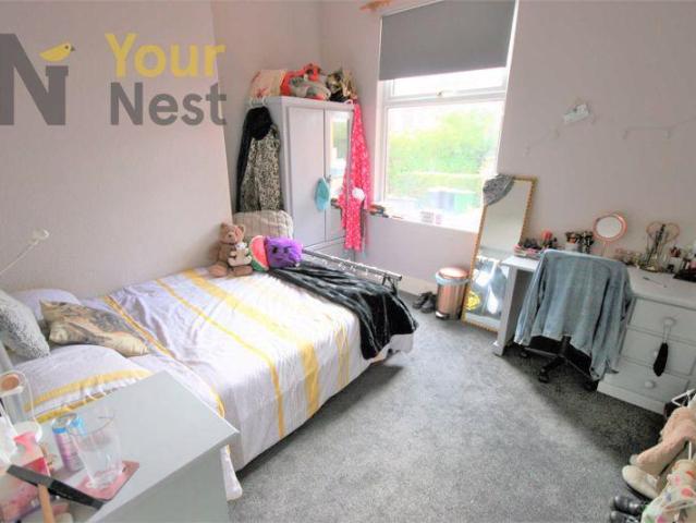 7 bedroom house share to rent