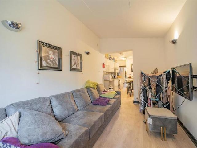 7 bedroom house share to rent
