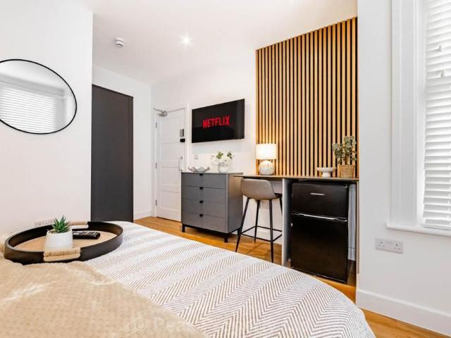 7 bedroom house share to rent