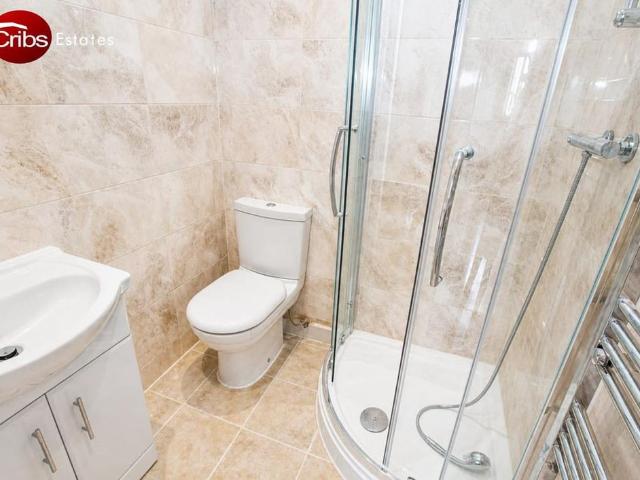 7 bedroom house share to rent