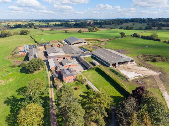 7 Bedroom House Shropshire Shropshire LS101060040