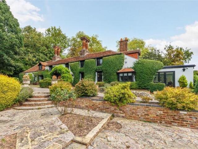 7 Bedroom House Stanmore Great London LS100505661