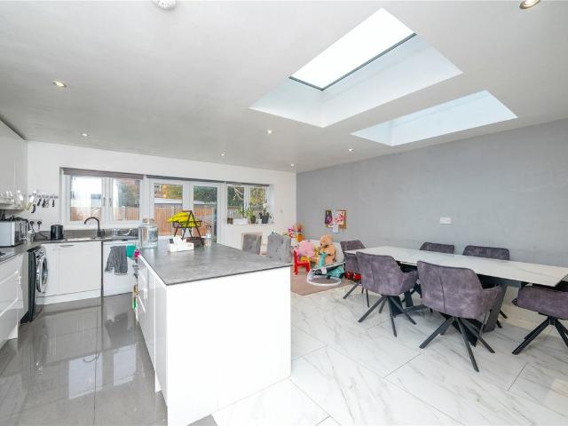 7 Bedroom house to let in Beresford Road, St. Albans, Hertfordshire, AL1
