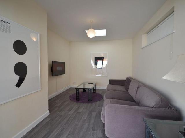 7 bedroom house to rent