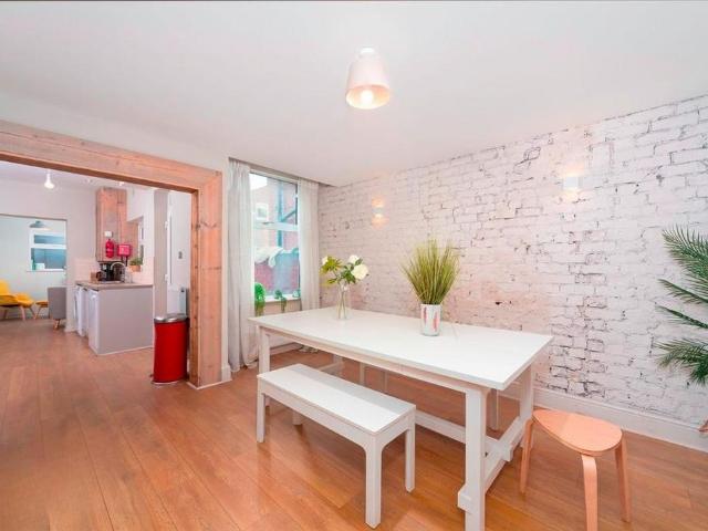 7 bedroom house to rent