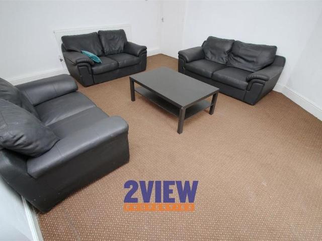 7 bedroom house to rent