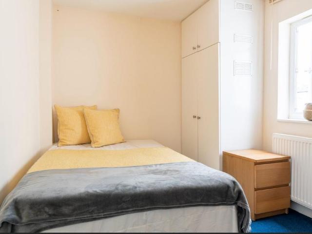 7 bedroom house to rent