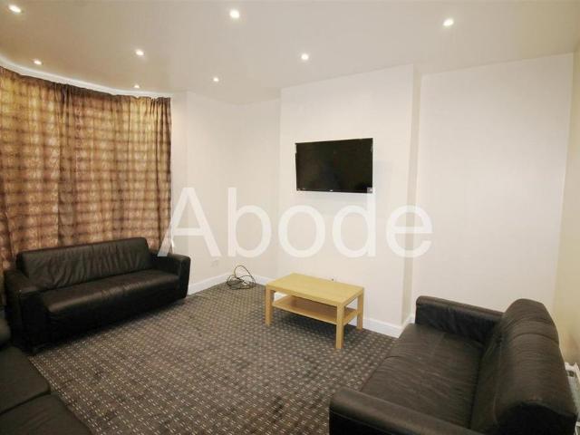 7 bedroom house to rent