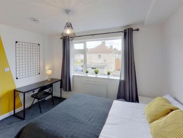7 bedroom house to rent
