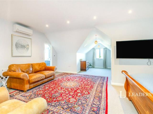 7 bedroom house to rent Yapton Road, Middleton on Sea, Bognor Regis, West Sussex, PO22