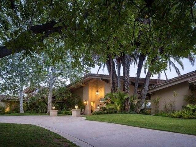 7 bedroom, Hidden Hills CA 91302 88594466