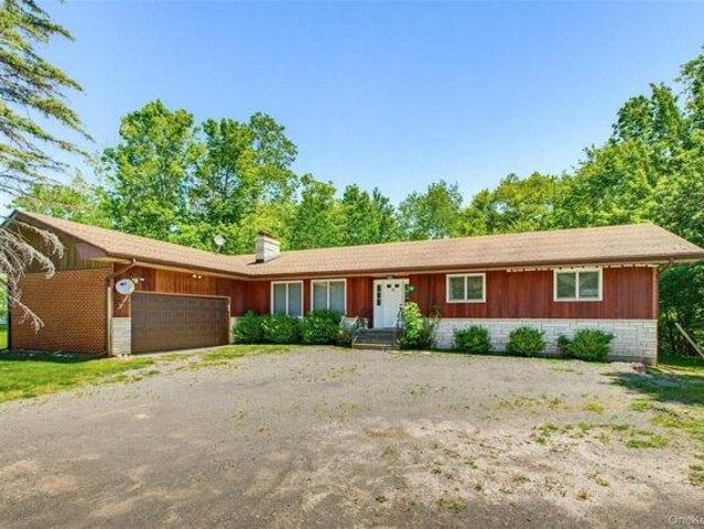 7 bedroom, Hunter NY 12442 104906096
