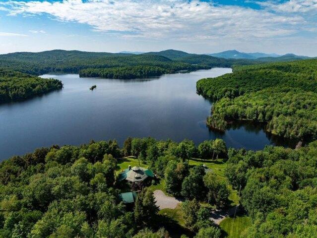 7 bedroom, Hyde Park VT 05655 103439743