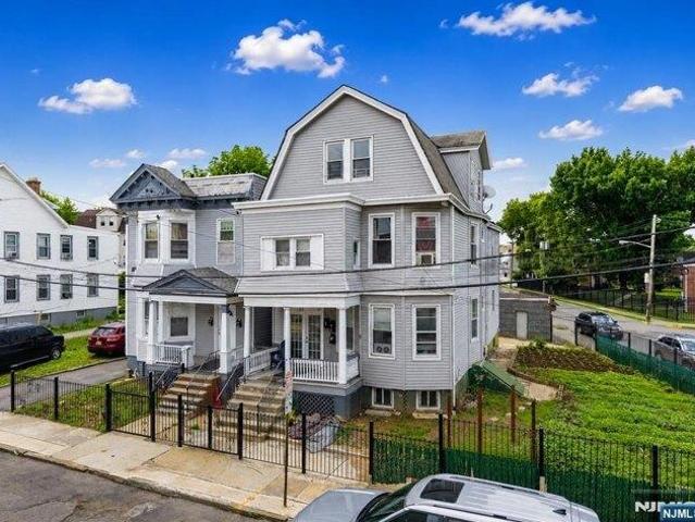 7 bedroom, Irvington NJ 07111 104758261