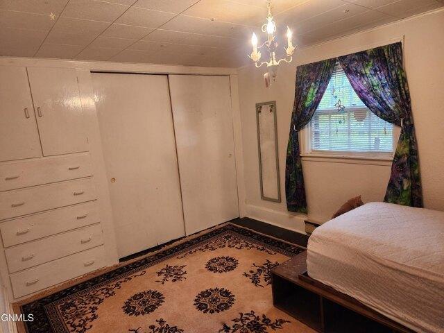 7 bedroom, Jamestown ND 58401 90917226