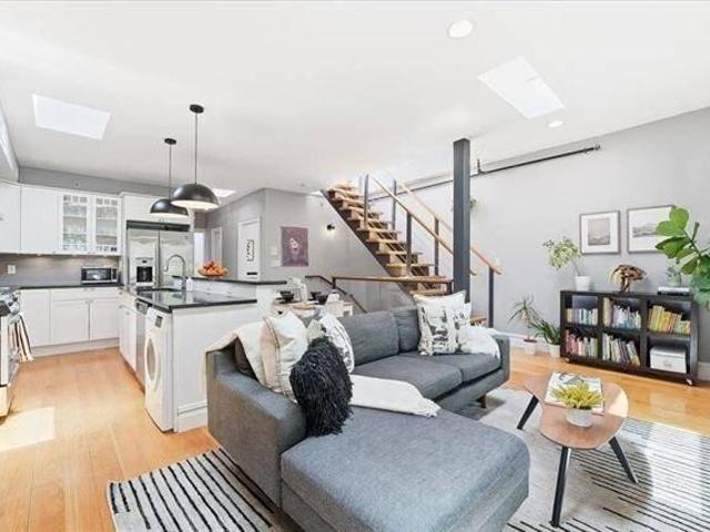 7 bedroom, Jersey City NJ 07302 104692616