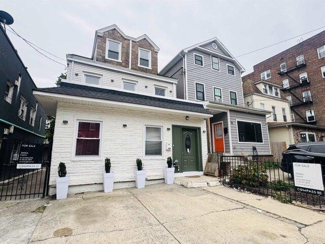 7 bedroom, Jersey City NJ 07304 104852795