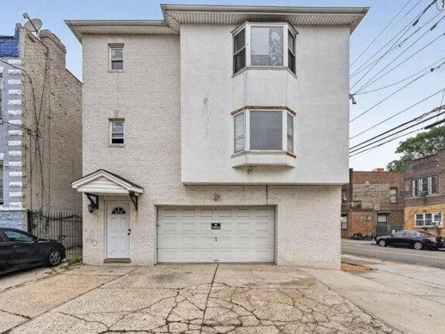 7 bedroom, Jersey City NJ 07305 105124456