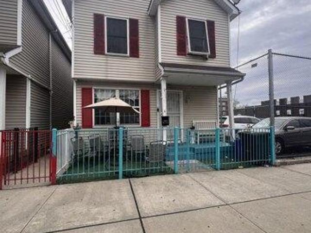7 bedroom, Jersey City NJ 07305 102728400