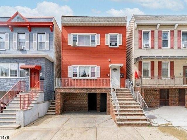 7 bedroom, Jersey City NJ 07305 102762471