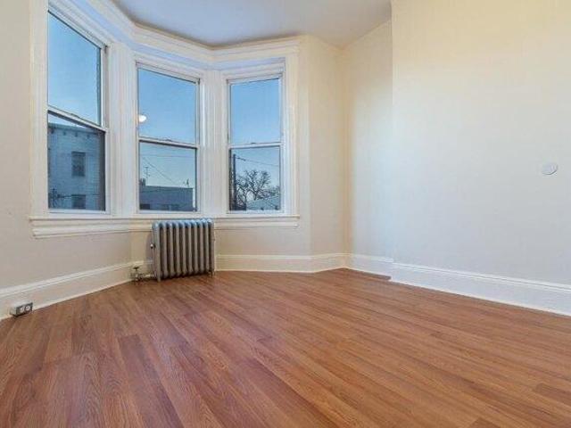 7 bedroom, Jersey City NJ 07306 LS102215462
