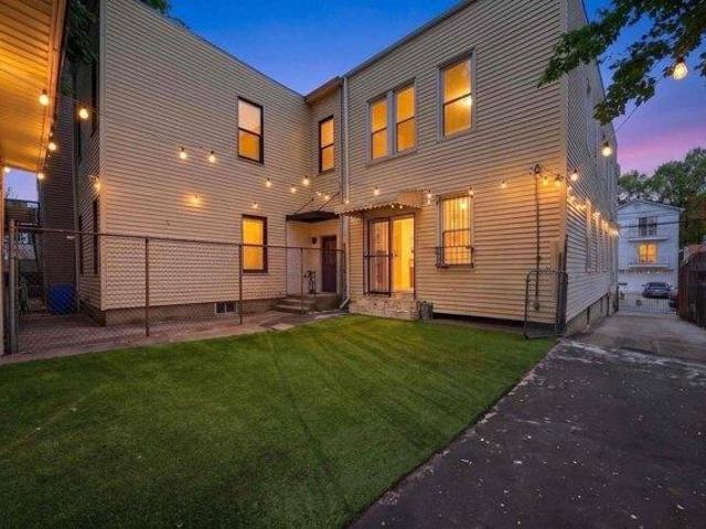 7 bedroom, Jersey City NJ 07307 104541321