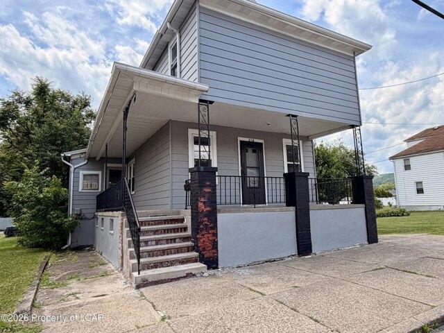 7 bedroom, Old Forge PA 18518 104907237