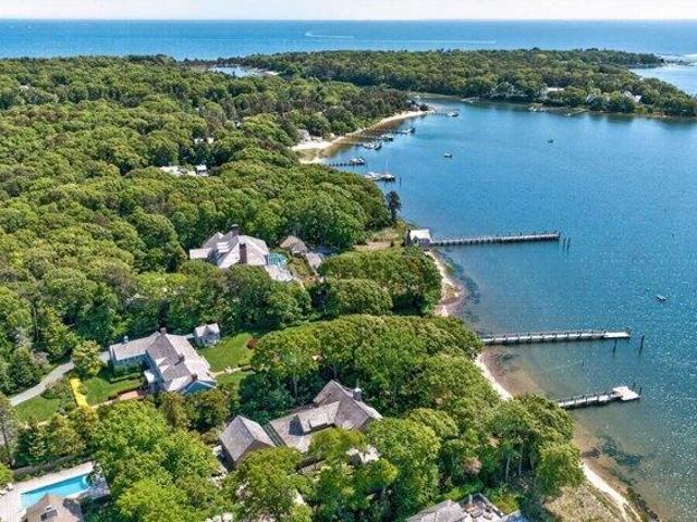 7 bedroom, Osterville MA 02655 105082751