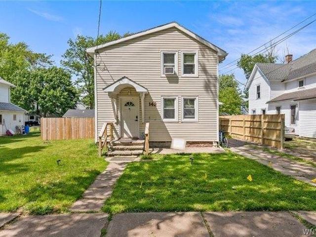 7 bedroom, Lockport NY 14094 104903361