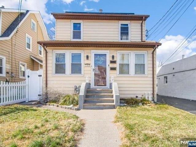7 bedroom, Lodi NJ 07644 LS102213172