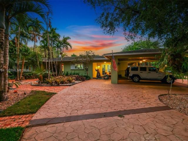 7 bedroom luxury Villa for sale in Miami, Florida